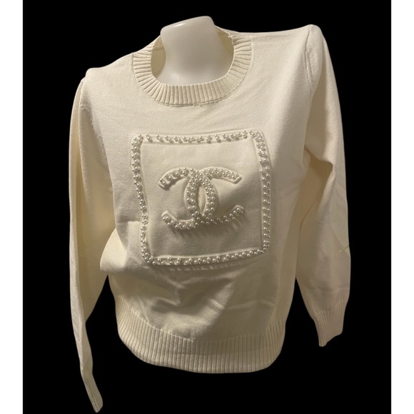 CHANEL | Sweaters | Chanel Ivory Crew Neck Sweater | Poshmark